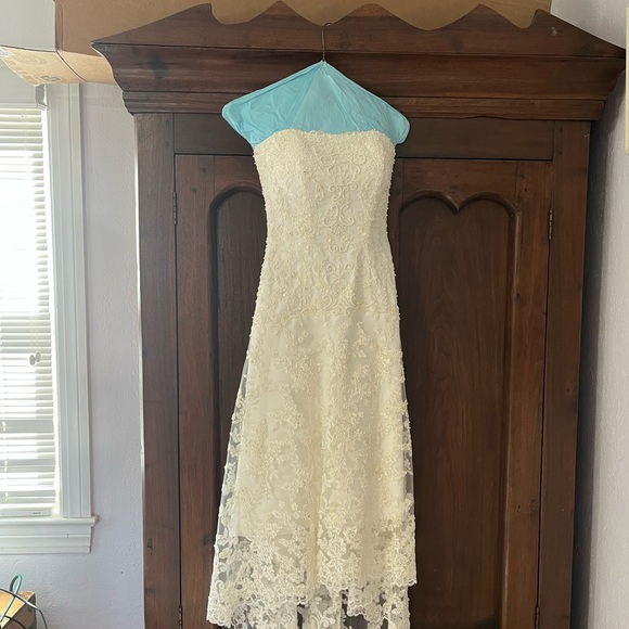 Alfred Angelo | Dresses | Alfred Angelo Ivory Lace Wedding Dress | Poshmark